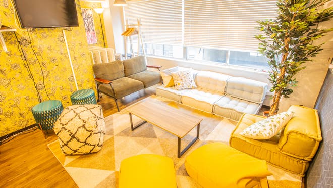 《LVB銀座東》新富町徒歩40秒/最大12名/キッチン付会議室/パーティスペース/無料Wifiテレワーク/スマホ撮影ライトの写真10