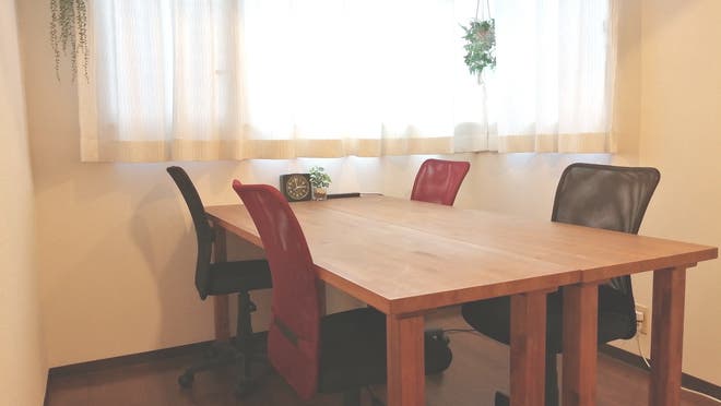 【サードプレイス宝塚】ひと部屋をまるまる貸し出し!高速Wi-Fiで、テレワークやネット会議、少人数レッスンにも!の写真3