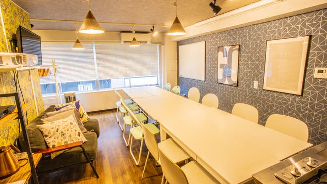 《LVB銀座東》新富町徒歩40秒/最大12名/キッチン付会議室/パーティスペース/無料Wifiテレワーク/スマホ撮影ライトの写真12