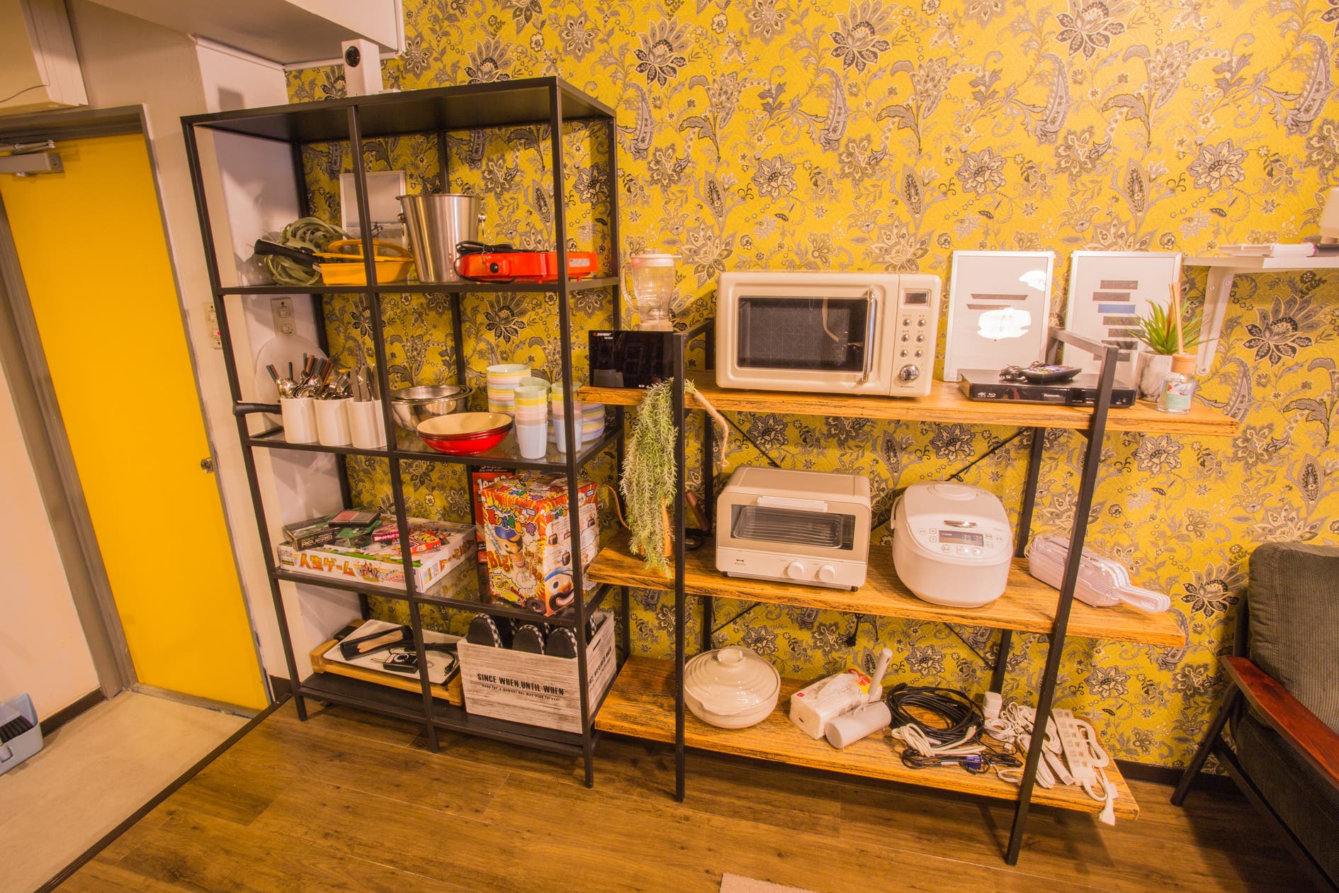 《LVB銀座東》新富町徒歩40秒/最大12名/キッチン付会議室/パーティスペース/無料Wifiテレワーク/スマホ撮影ライトの写真14