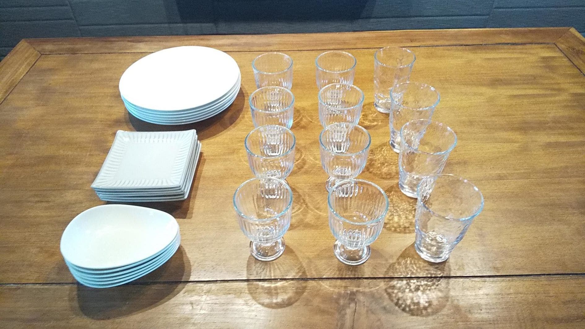 食器類　一式 （各種皿・グラス）の画像1