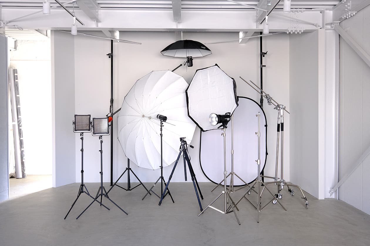 2025年7月更新 屋上&白壁2フロア モルタル床のシンプルな空間！無料撮影機材も充実!!  屋上(白壁)も使えます。の写真7