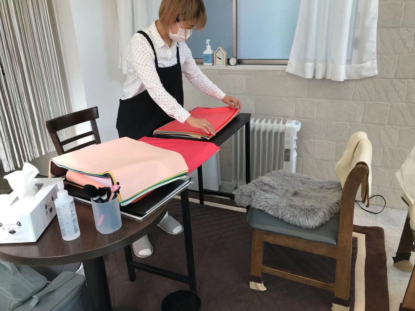 【大きな鏡が魅力】ヘアメイク・カラー診断・マッサージ・フラメンコ・Web会議等に最適な多目的スペースです。の写真15