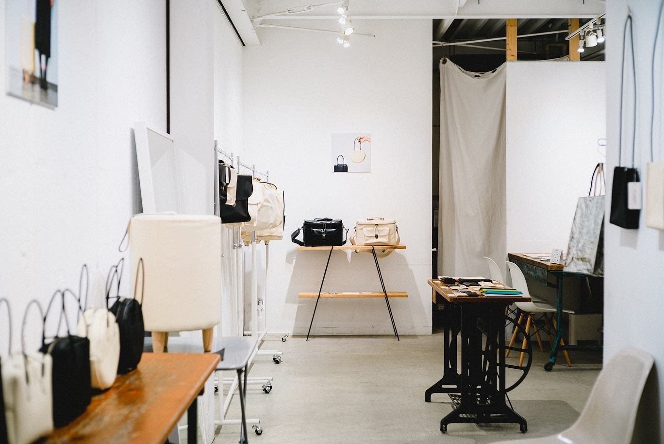 大阪中崎町にひっそりとたたずむ真っ白な空間の写真5