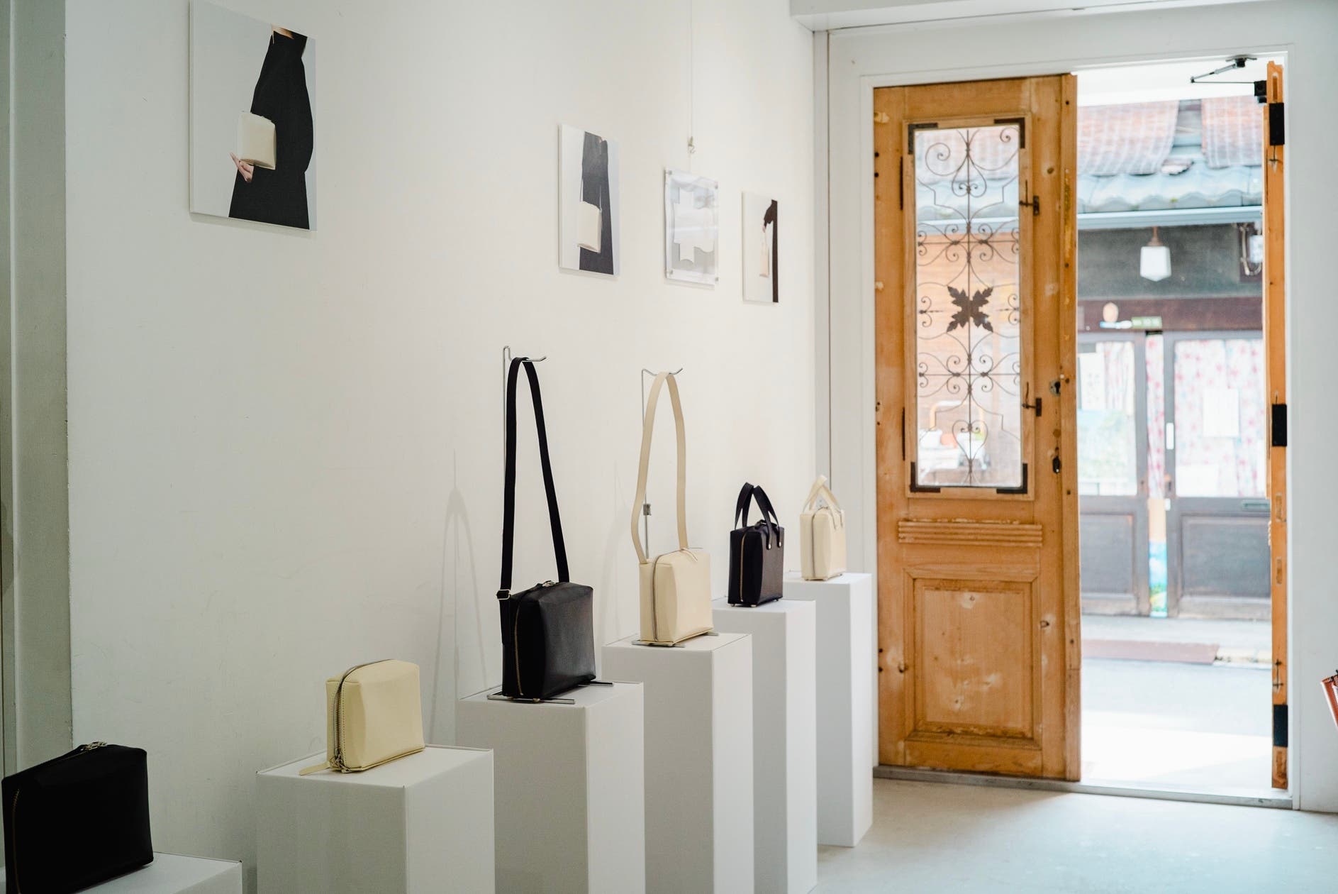 大阪中崎町にひっそりとたたずむ真っ白な空間の写真12