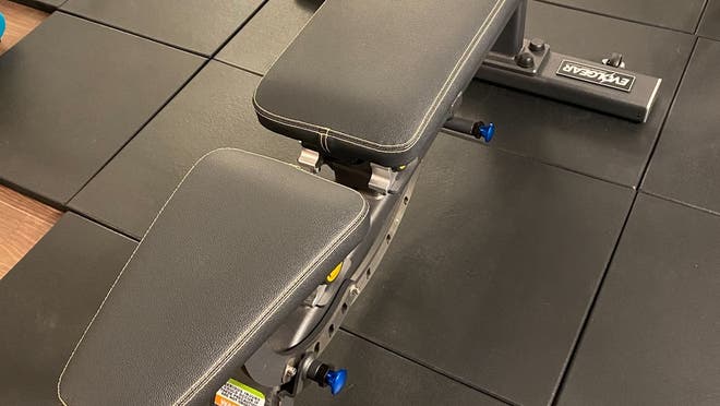 【六本木駅徒歩2分】パーソナルトレーナー注目!女性専用レンタルジム〈パワーラック/スミス/壁面鏡他〉水1人1本サービス有の写真4