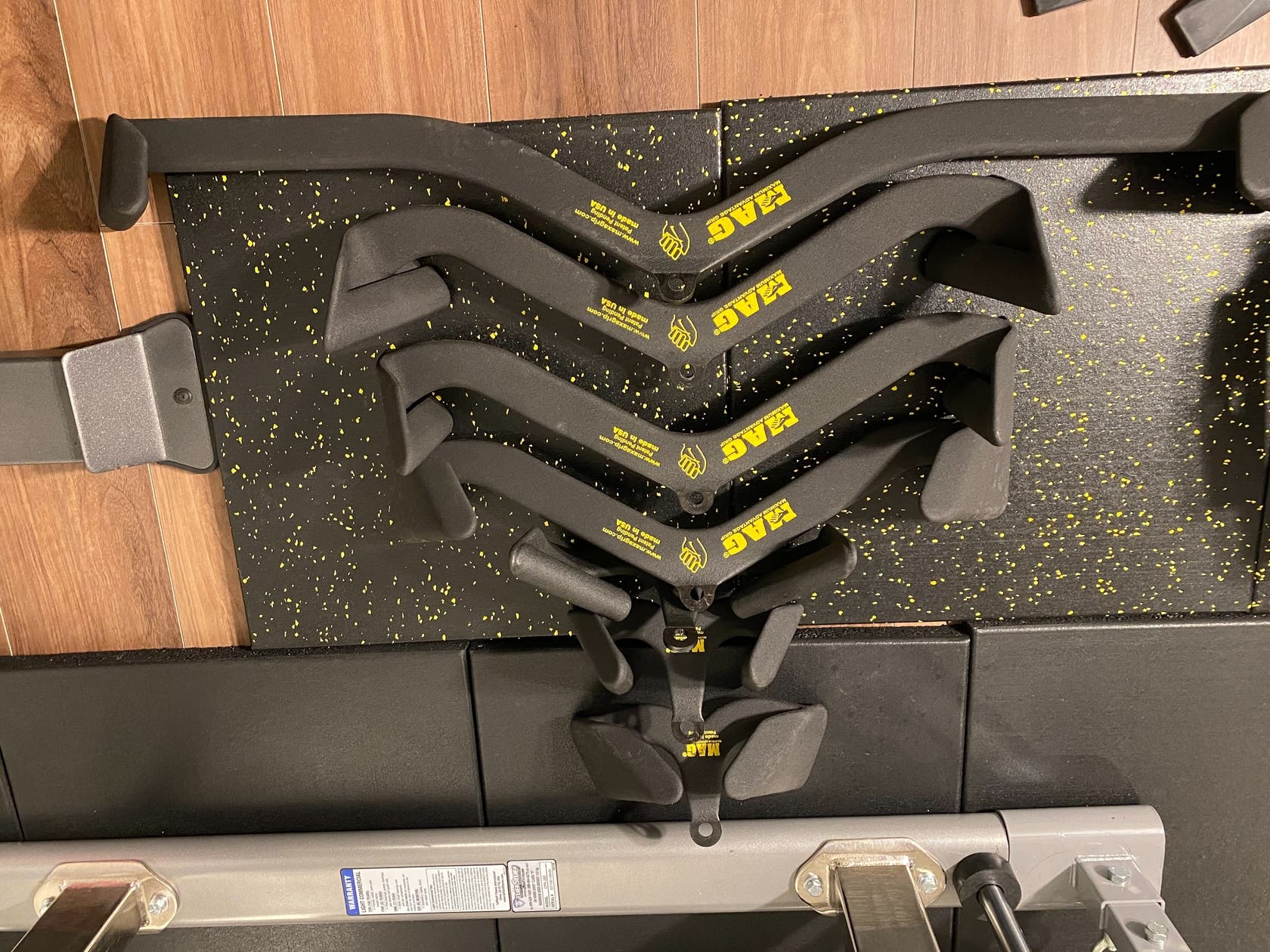 【六本木駅徒歩2分】パーソナルトレーナー注目！女性専用レンタルジム〈パワーラック/スミス/壁面鏡他〉水1人1本サービス有の写真7