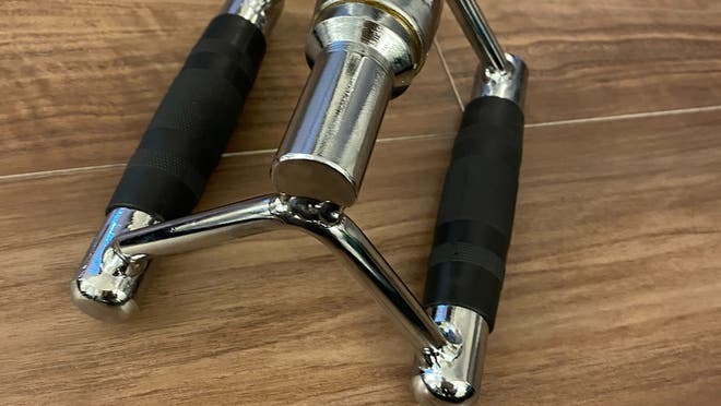 【六本木駅徒歩2分】パーソナルトレーナー注目!女性専用レンタルジム〈パワーラック/スミス/壁面鏡他〉水1人1本サービス有の写真8