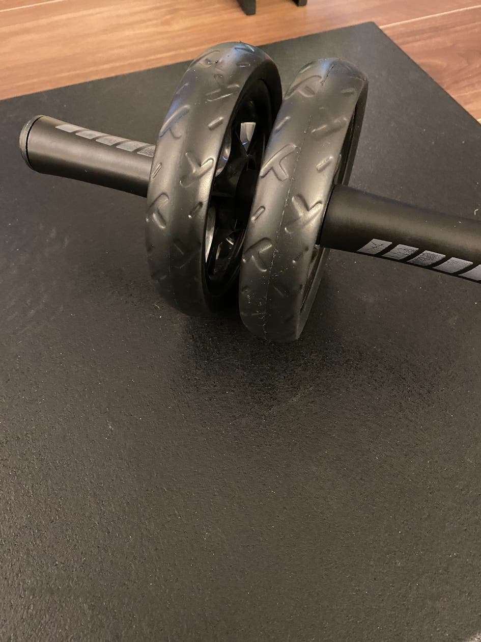 【六本木駅徒歩2分】パーソナルトレーナー注目！女性専用レンタルジム〈パワーラック/スミス/壁面鏡他〉水1人1本サービス有の写真9