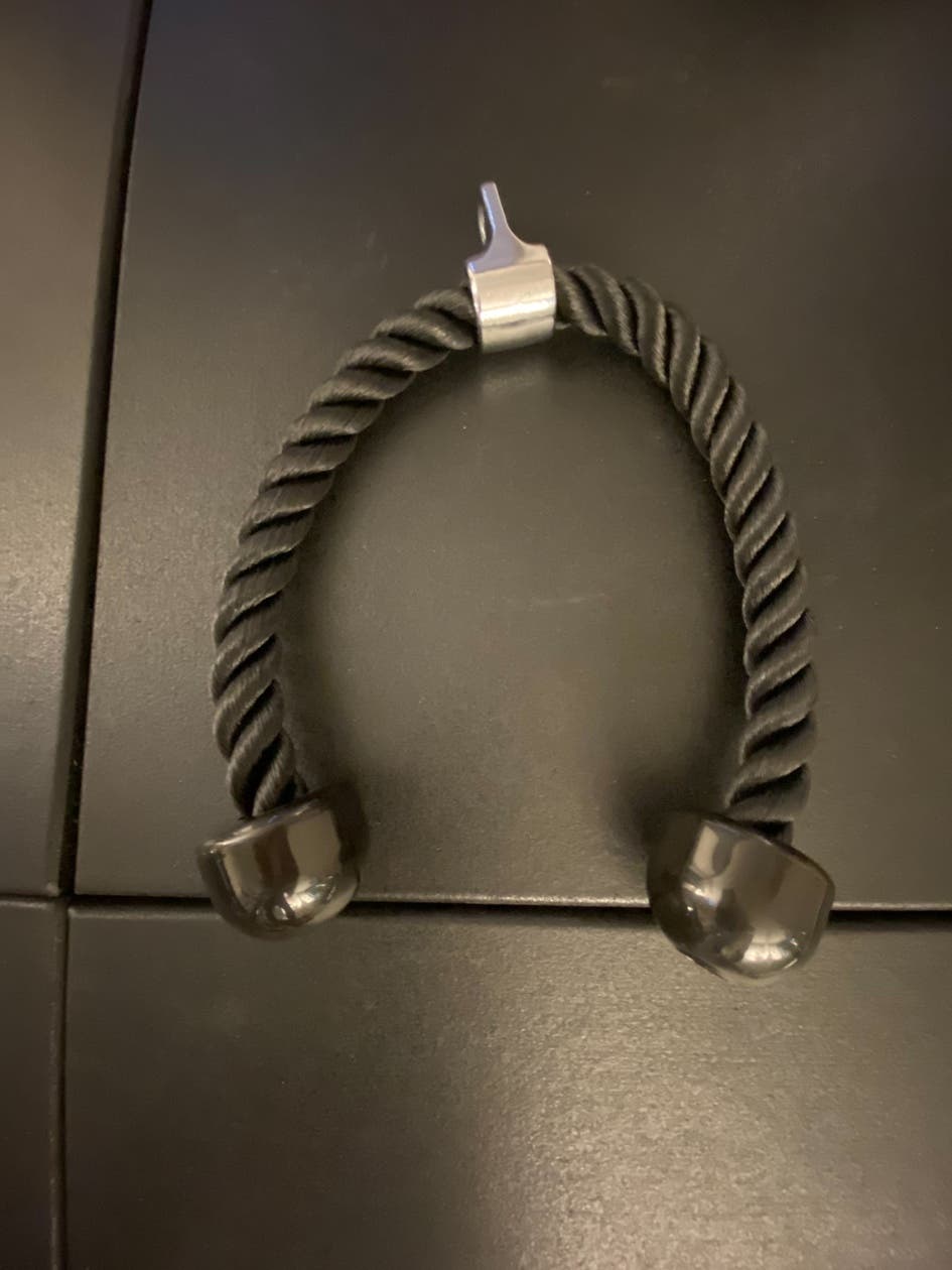 【六本木駅徒歩2分】パーソナルトレーナー注目！女性専用レンタルジム〈パワーラック/スミス/壁面鏡他〉水1人1本サービス有の写真11