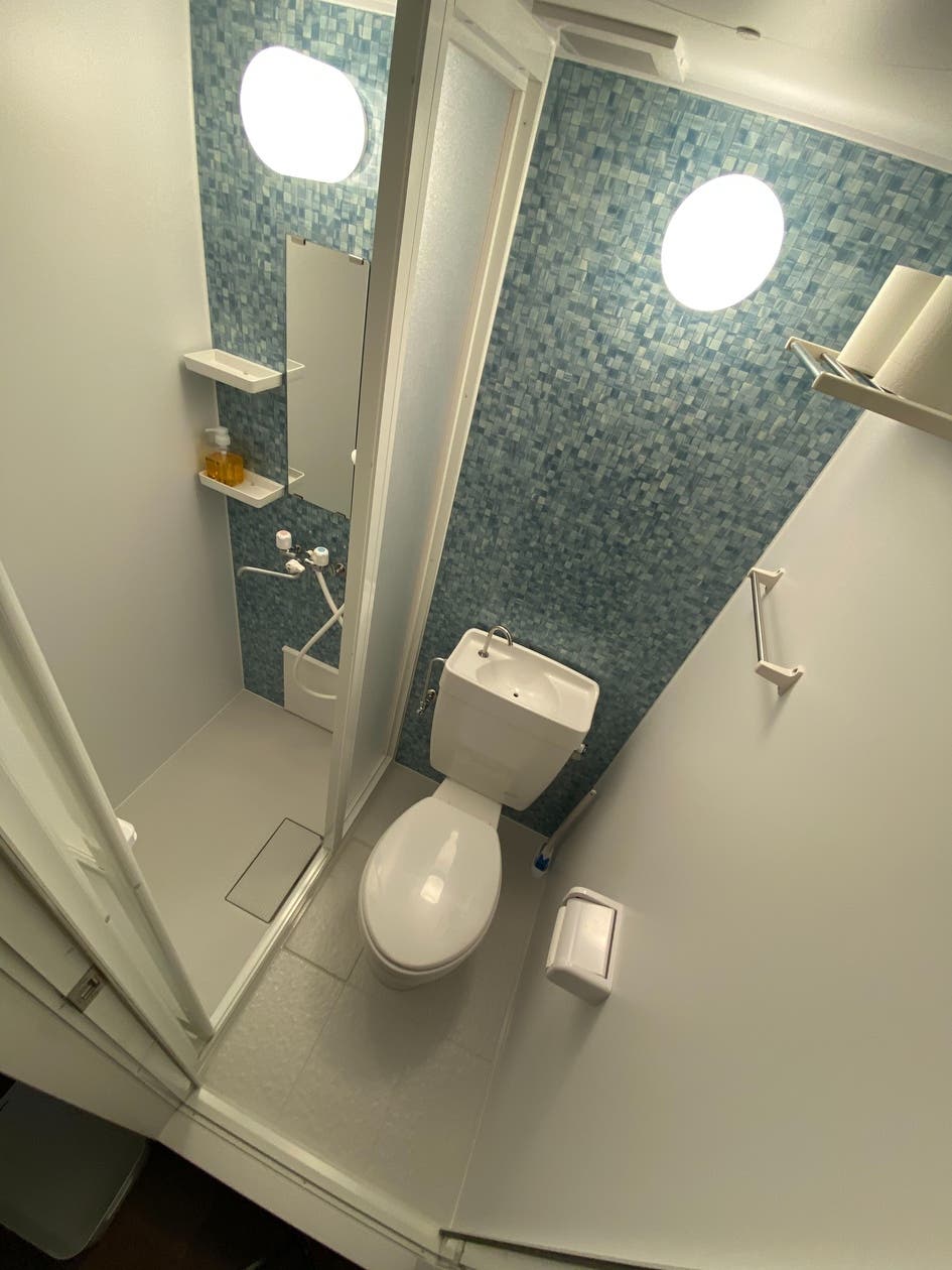 【六本木駅徒歩2分】パーソナルトレーナー注目！女性専用レンタルジム〈パワーラック/スミス/壁面鏡他〉水1人1本サービス有の写真24