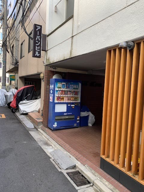 【六本木駅徒歩2分】パーソナルトレーナー注目！女性専用レンタルジム〈パワーラック/スミス/壁面鏡他〉水1人1本サービス有の写真26