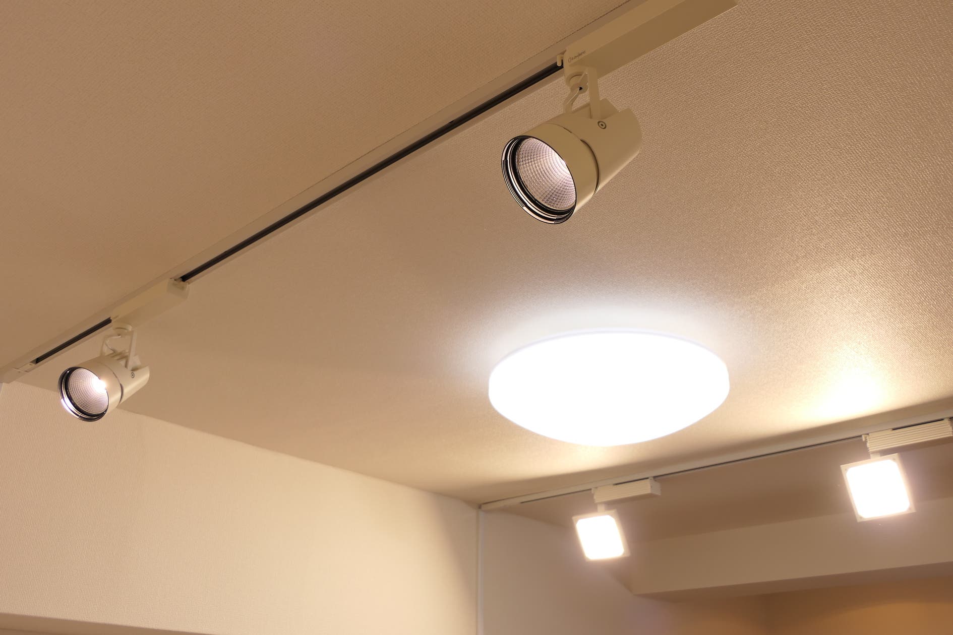 24時間営業・恵比寿駅徒歩1分のキッチン付きパーティースペース。動画機材も完備、料理系の有料ライブ配信、動画講座も全てサポートの写真11