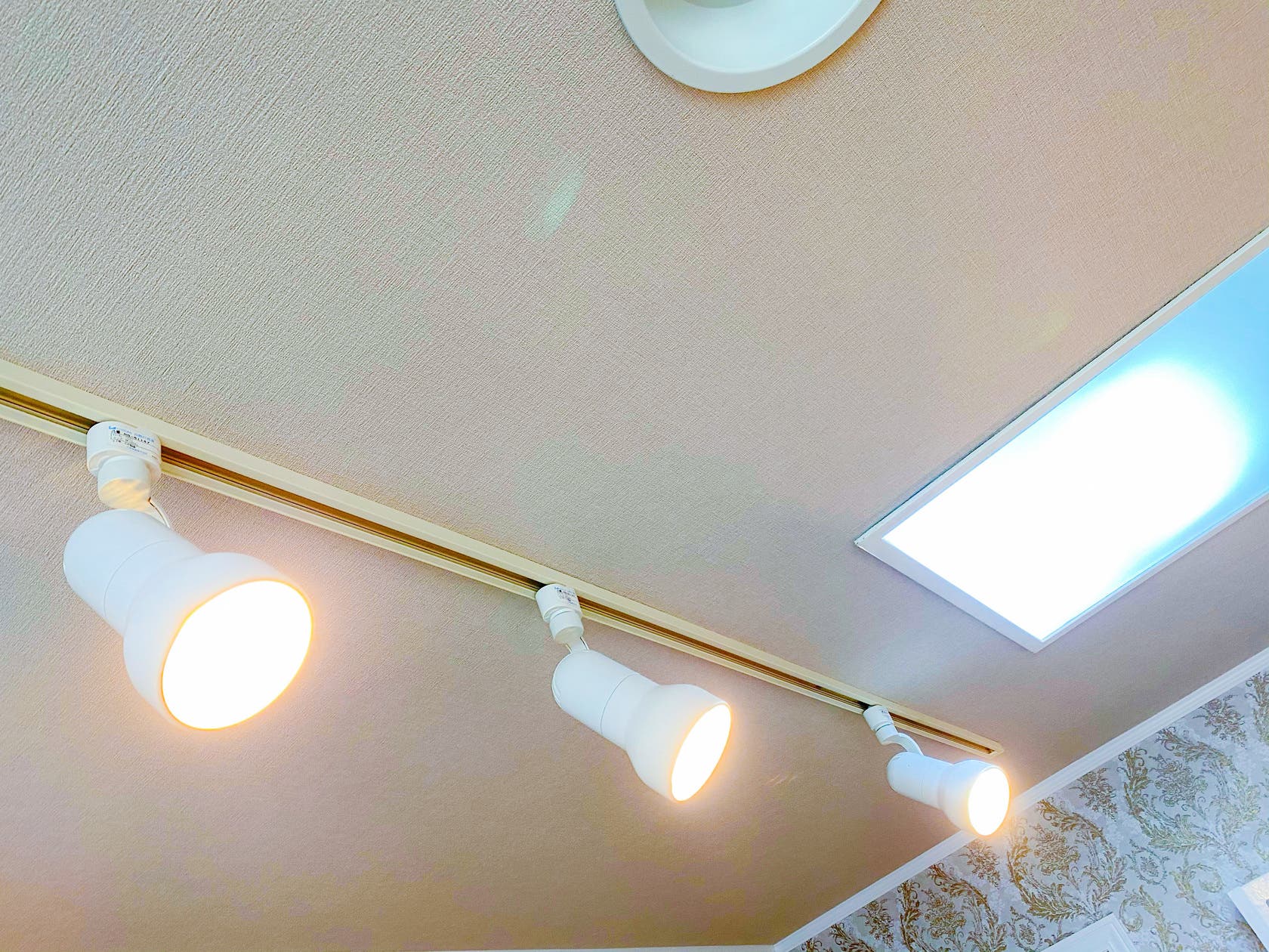 当日予約OK！大きな鏡のあるオシャレなダンス・演劇・ヨガ向けスタジオです。の写真4