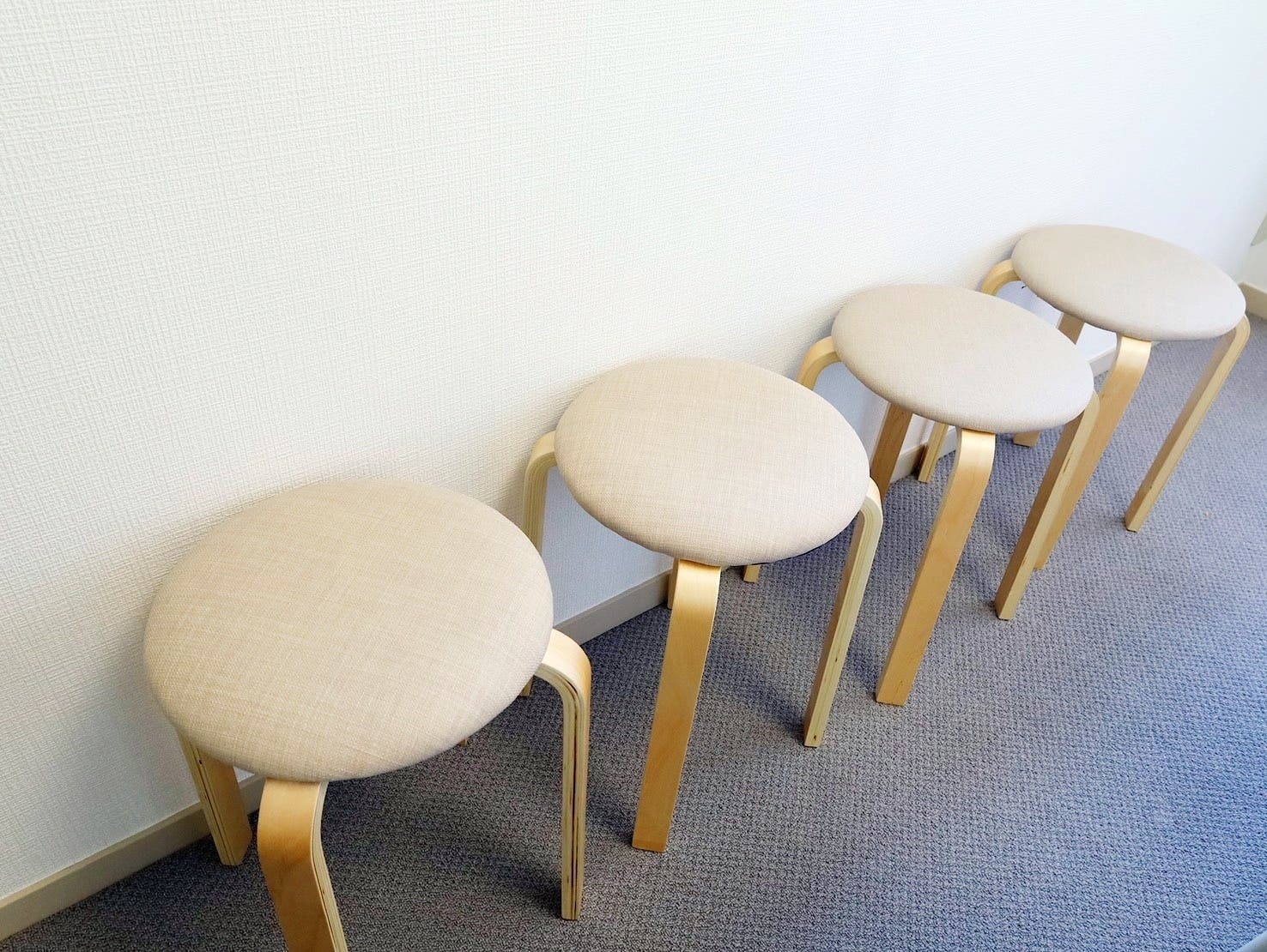 <新宿三丁目駅E1出口徒歩20秒>高速光回線/会議・カラー診断・撮影(自然光あり)等/軽飲食可/靴で利用【みらいスペース新宿Ⅱ】の写真14