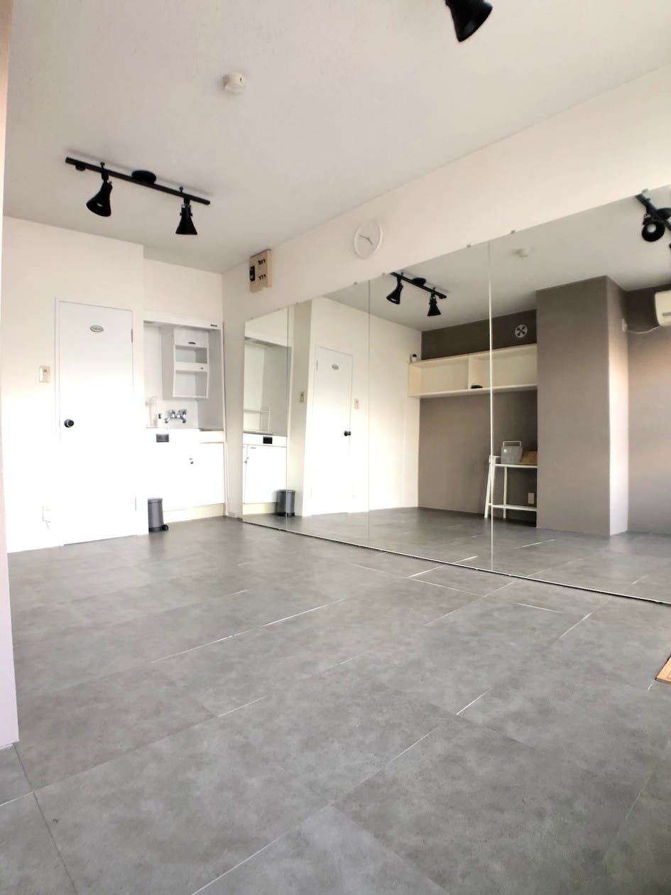 蒲田駅5分！ジャンプOK！ダンス★ヨガ★演劇★女子会★会議★撮影　■Nemica Studio■  [Nemica蒲田1]の写真1