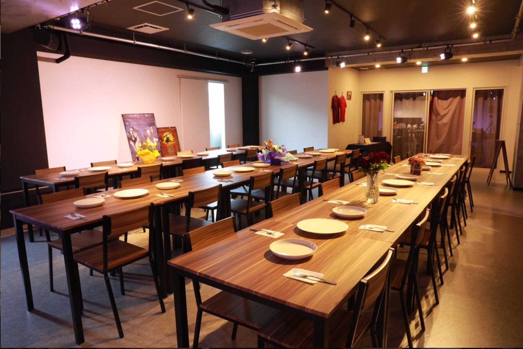 【ショーレストラン貸切】ステージ/グランドピアノ/音響照明/パーティー、イベント、ライブ可！【目白・椎名町】の写真5