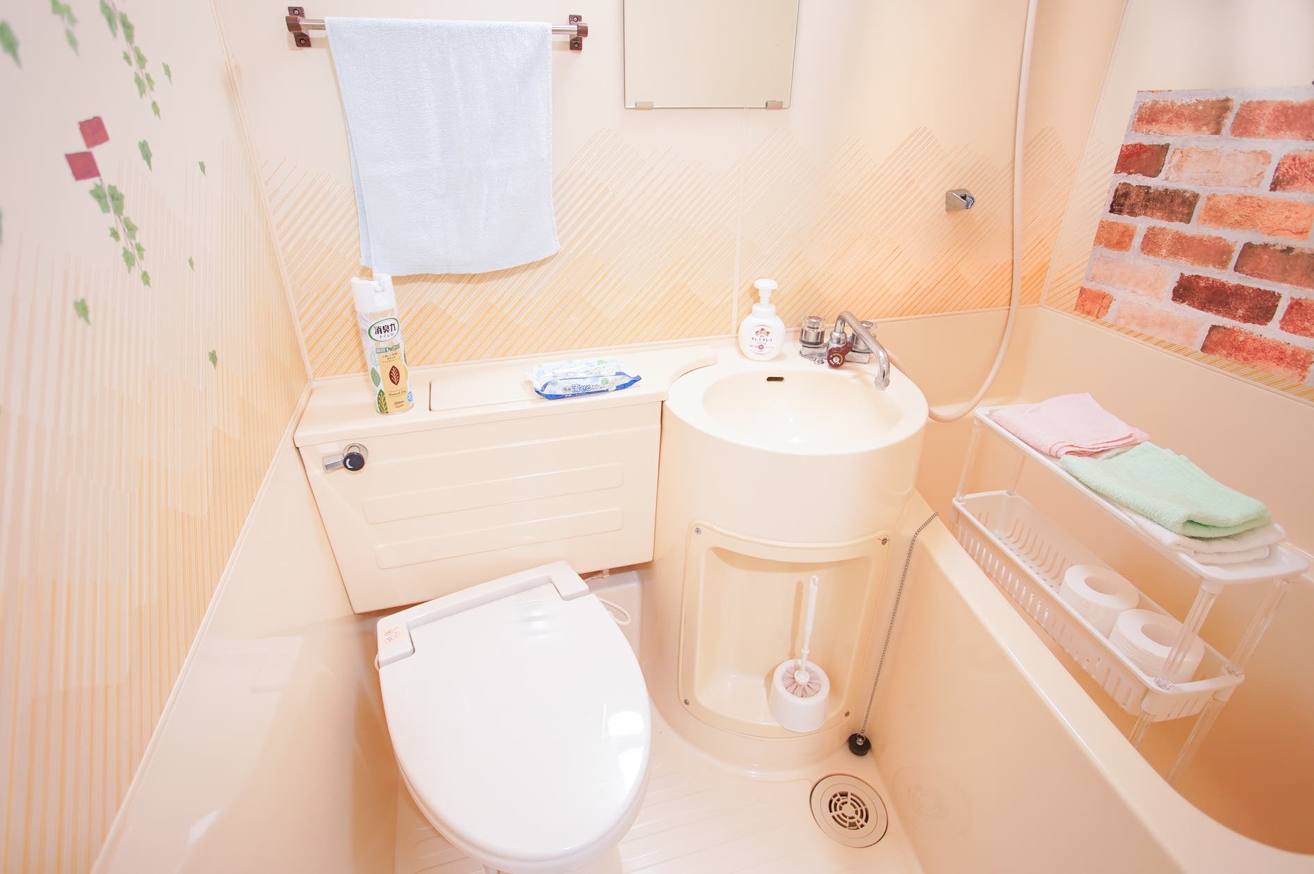 【京都駅前ステーション401】駅出口から徒歩４分のテレワーク応援スペース！爽やか空間で話合いに会議に作業などが捗る部屋の写真17