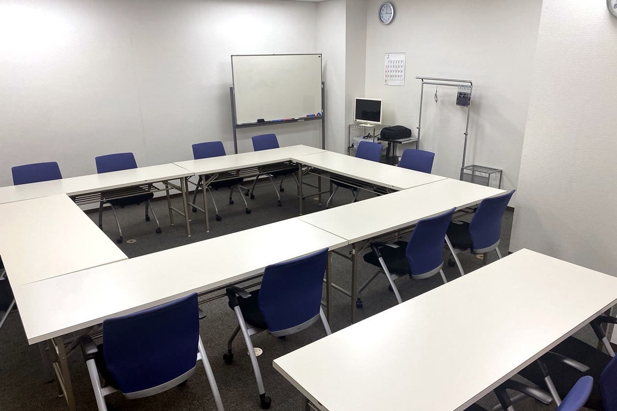 【リニューアル前まで1時間当たり500円割引中！】三宮貸し会議室　プロジェクター wifi グリーンバックも無料！ライブ配信可能の写真8