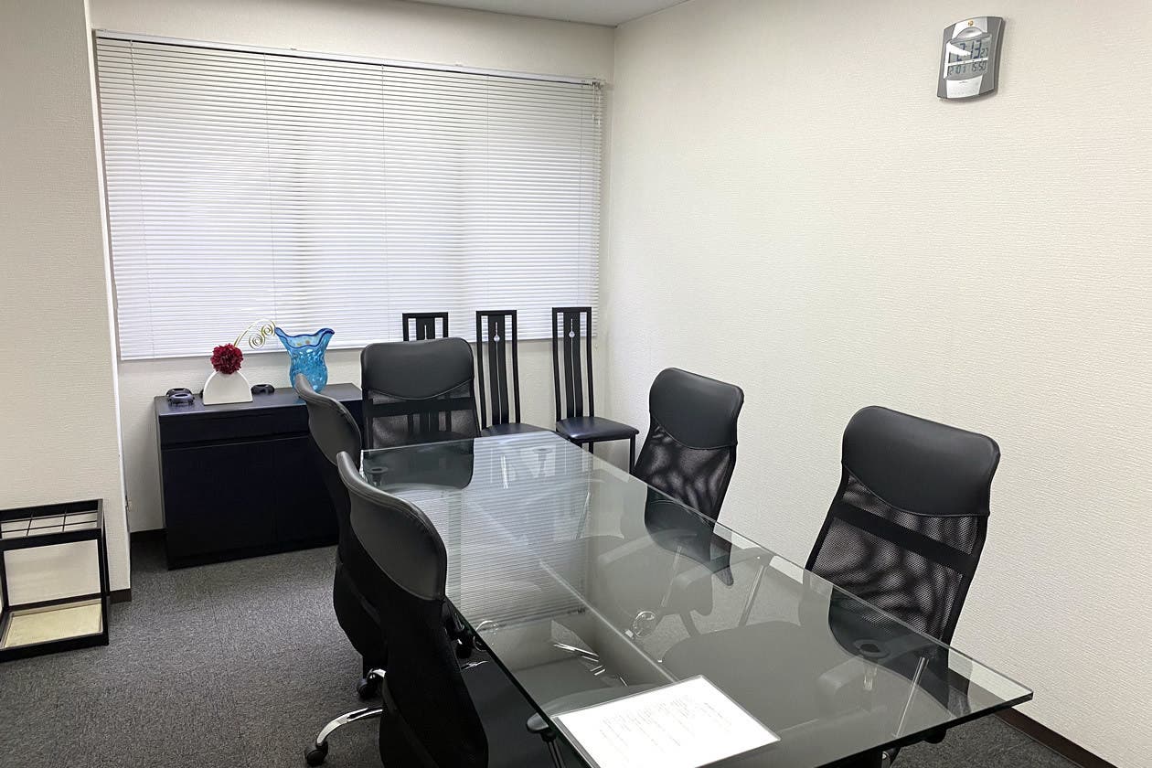 アクリルバーテーション設置、wifi無料、高級感あり！商談、契約、面接、会議に最適！の写真3