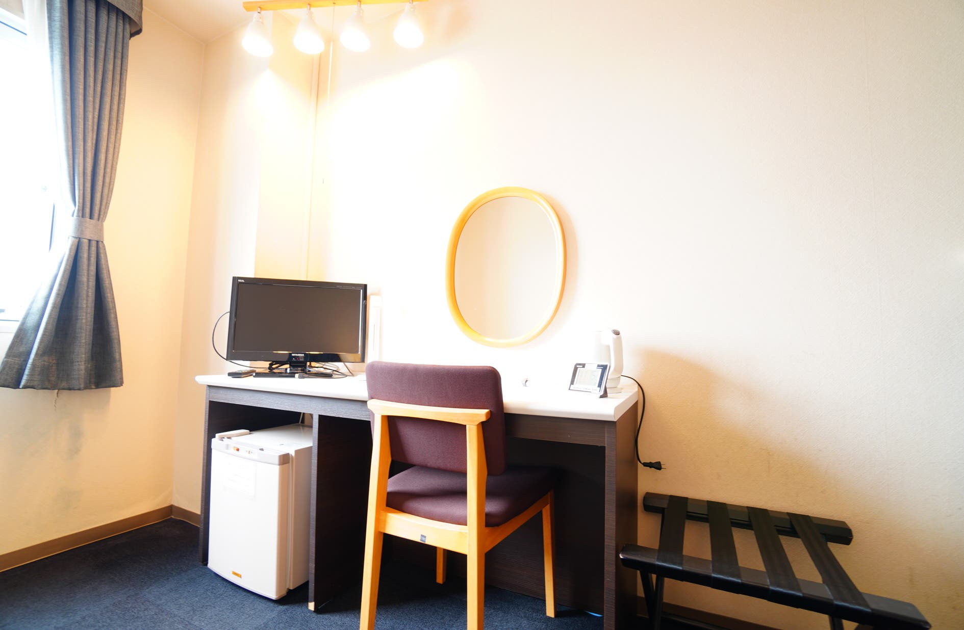 ＜豊橋駅前完全個室ワークスペース906＞光Wi-Fi/モニター/ソファ付き！テレワーク/Web会議,面接/撮影の写真8