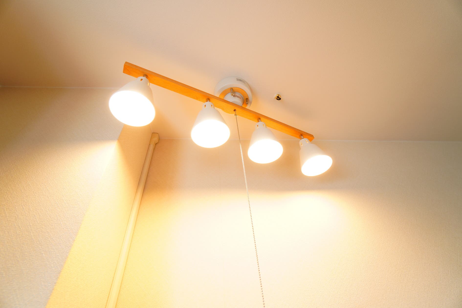 ＜豊橋駅前完全個室ワークスペース908＞光Wi-Fi/モニター/ソファ付き！テレワーク/Web会議,面接/撮影の写真7