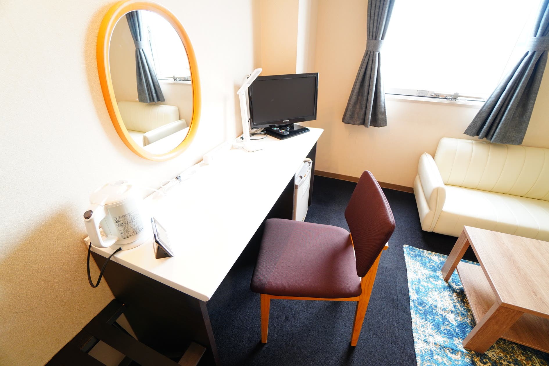 ＜豊橋駅前完全個室ワークスペース907＞光Wi-Fi/モニター/ソファ付き！テレワーク/Web会議,面接/撮影の写真6