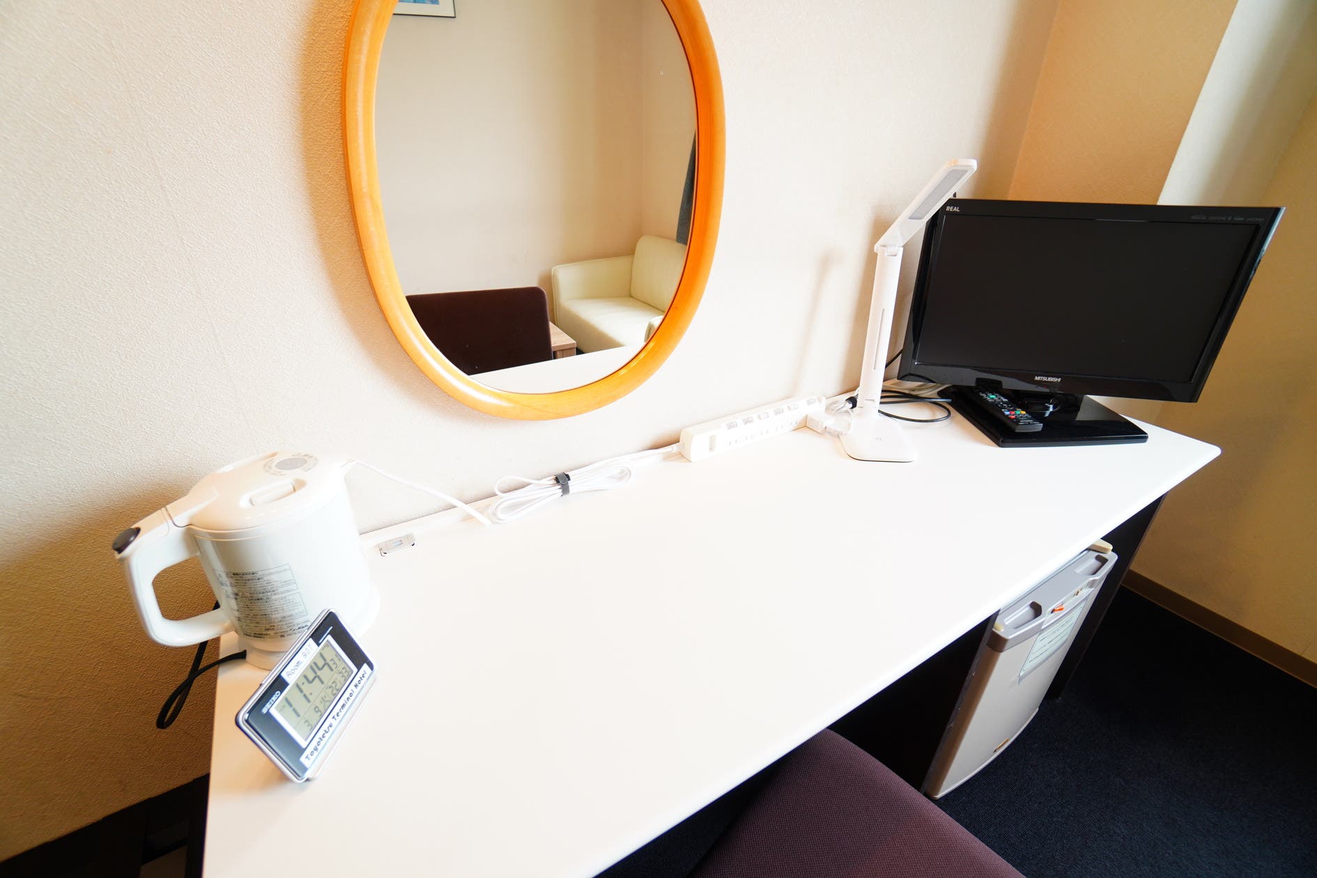 ＜豊橋駅前完全個室ワークスペース907＞光Wi-Fi/モニター/ソファ付き！テレワーク/Web会議,面接/撮影の写真7