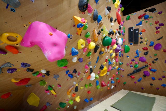 円頓寺商店街でボルダリング・クライミング！レクレーション・サークルイベントのご利用に！！の写真7