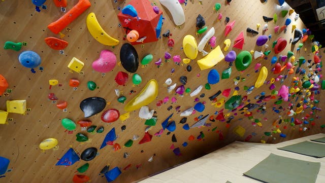 円頓寺商店街でボルダリング・クライミング!レクレーション・サークルイベントのご利用に!!の写真8