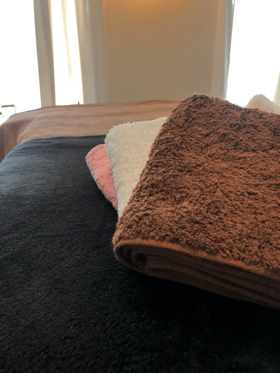 【エステルーム本館】岩倉駅近♪駐車場有✨ブラウンを基調としたナチュラル空間☆てぶらでOK!くつろぎ空間｜整体マッサージ｜🛜の写真4