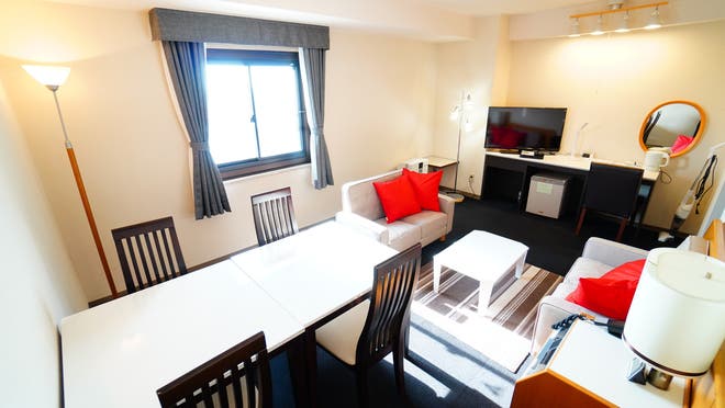 <豊橋駅前プライベートスペース825>豊橋駅から徒歩1分⭐️光回線Wi-Fi/テレビあり!会議/打ち合わせ/商談/パーティーにもの写真4