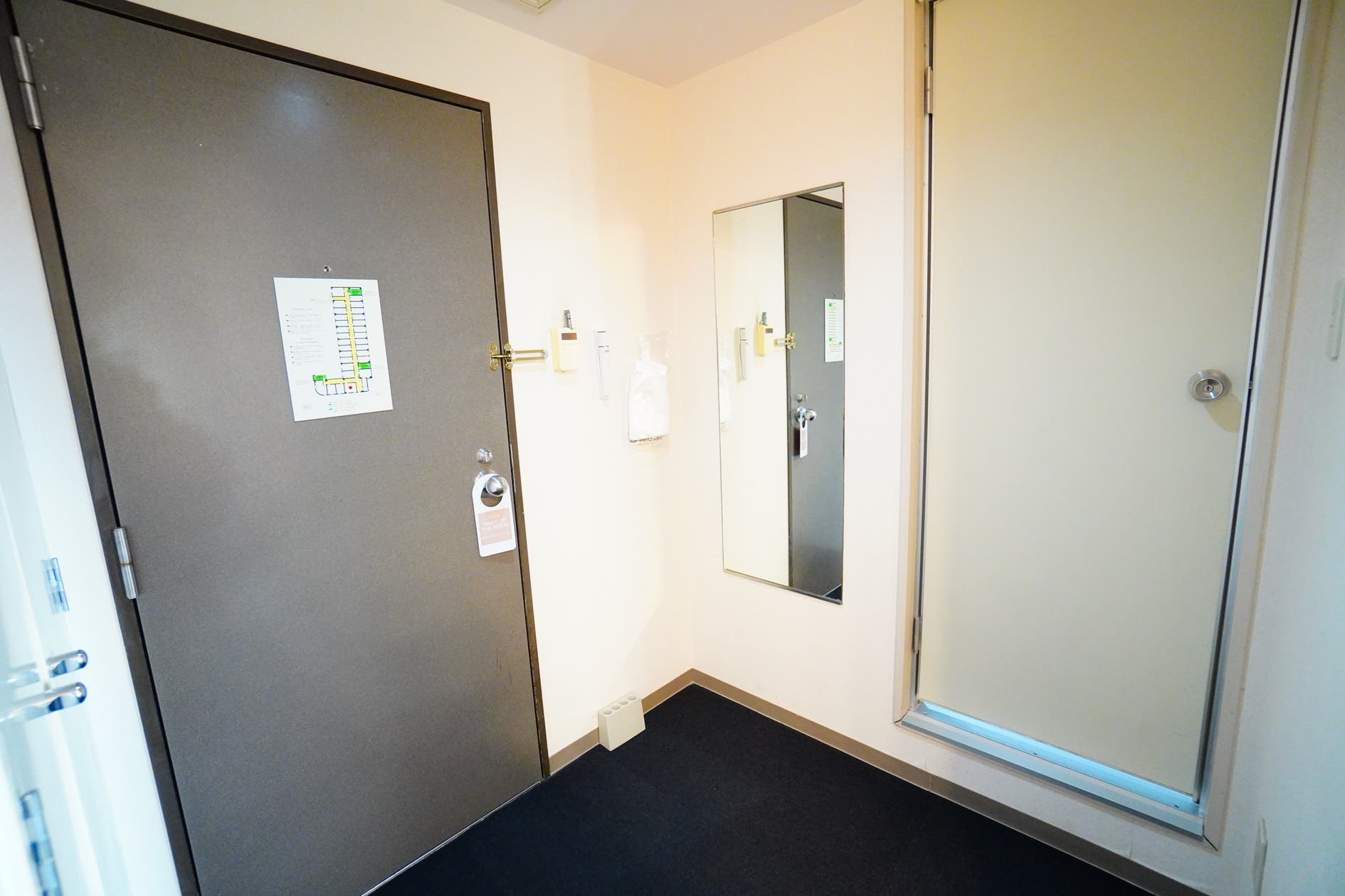 ＜豊橋駅前プライベートスペース825＞豊橋駅から徒歩1分⭐️光回線Wi-Fi/テレビあり！会議/打ち合わせ/商談/パーティーにもの写真13