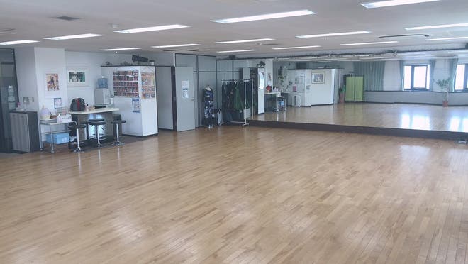 聖蹟桜ヶ丘駅より徒歩1分の広いダンススタジオ。会議OKの写真7