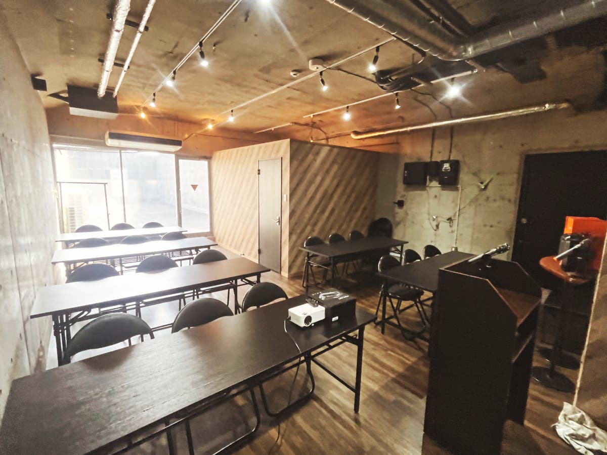 🌄✨広いバルコニー付✨🌄　会議・女子会・イベントスペース！下通り銀座通り交差点から徒歩1分！！の写真10