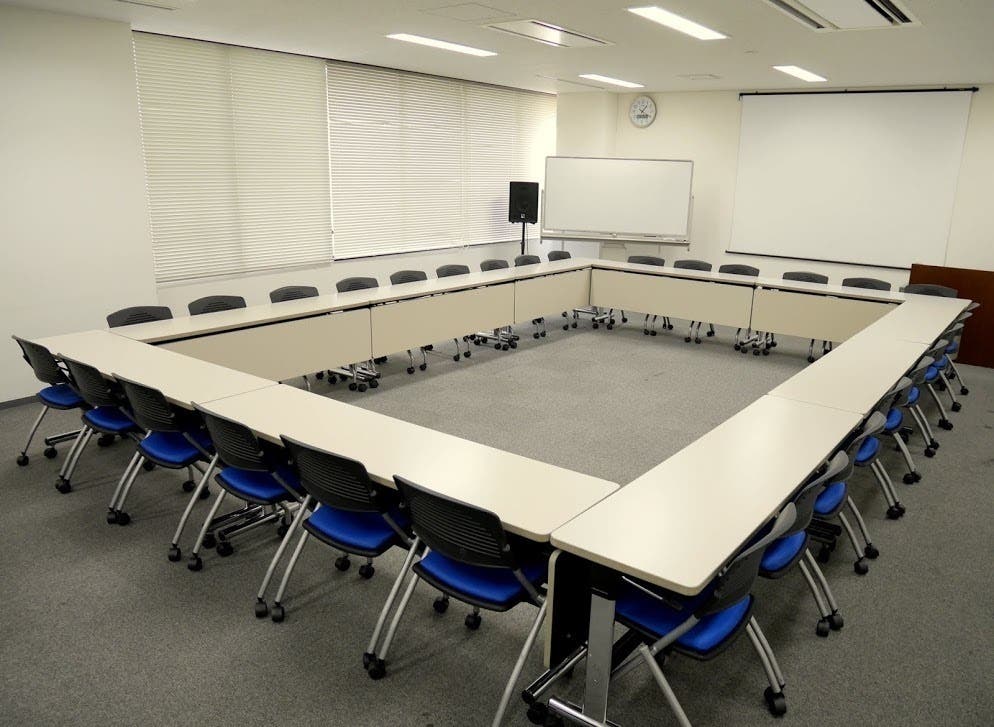 【新宿】アクセス抜群！清潔感があり集中できる貸し会議室の写真3