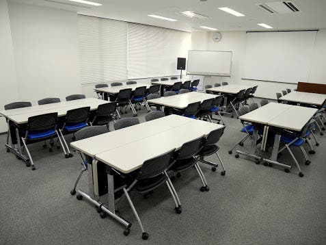 【新宿】アクセス抜群！清潔感があり集中できる貸し会議室の写真4