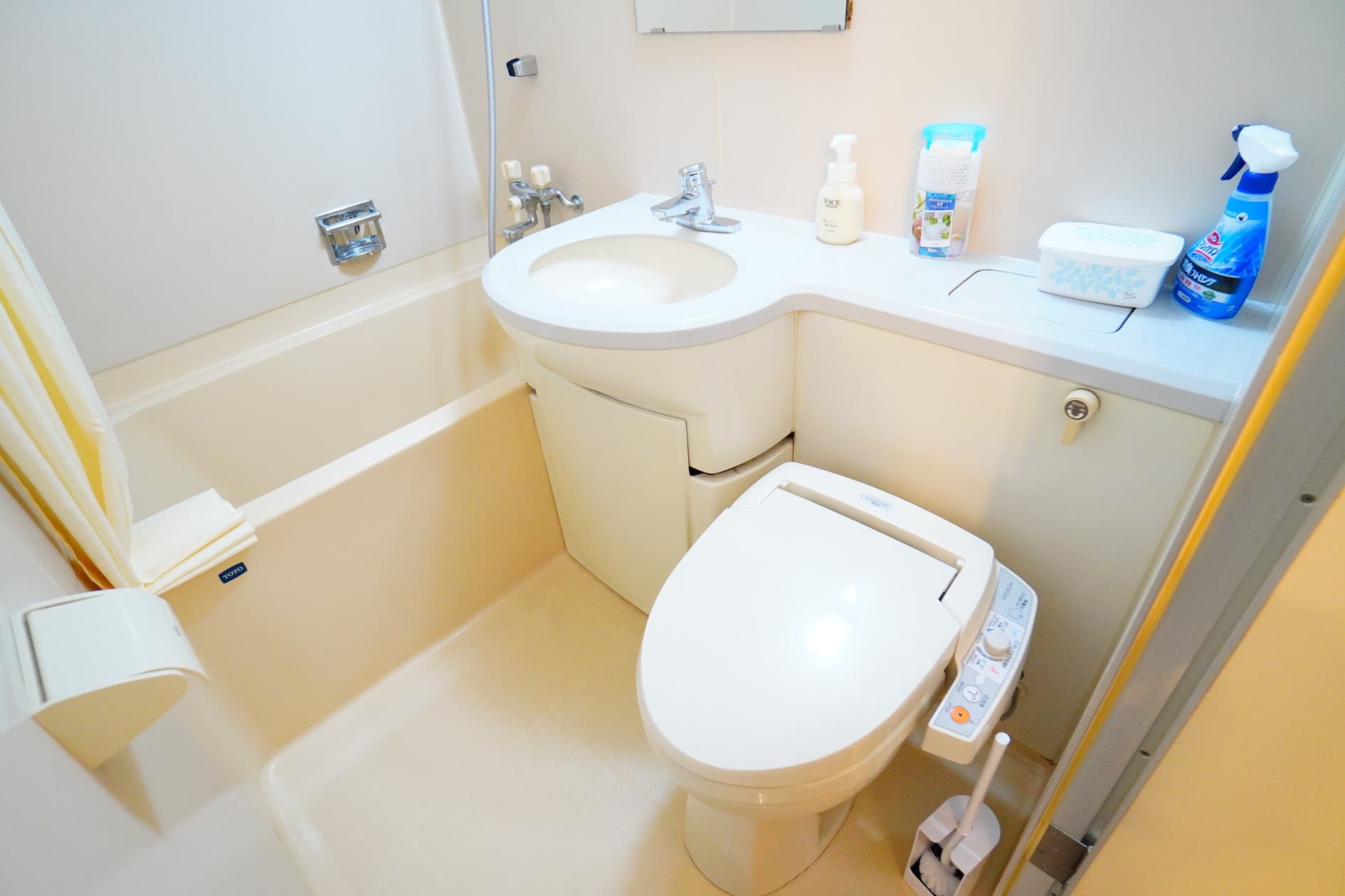 ＜豊橋駅前プライベートスペース826＞豊橋駅から徒歩1分⭐️光回線Wi-Fi/テレビあり！会議/打ち合わせ/商談/パーティーにもの写真16