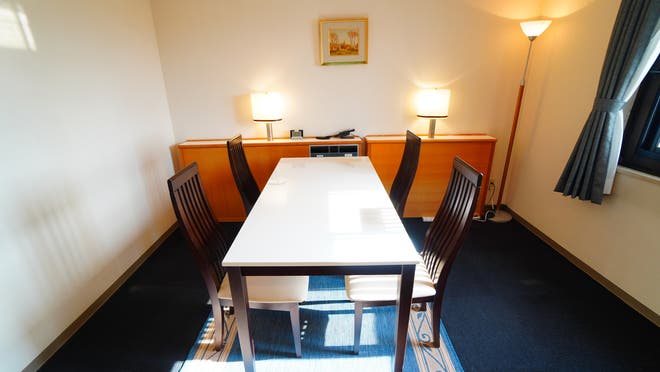 <豊橋駅前プライベートスペース827>豊橋駅から徒歩1分⭐️光回線Wi-Fi/テレビあり!会議/打ち合わせ/商談/パーティーにもの写真6