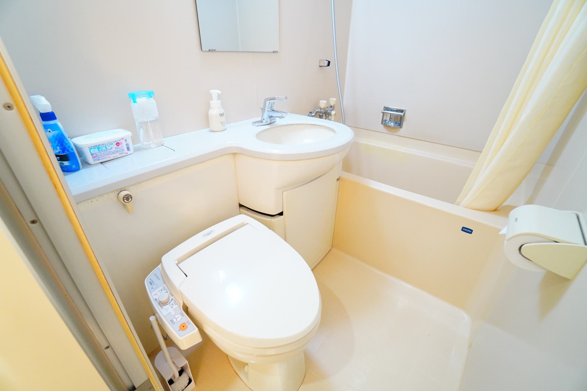 ＜豊橋駅前プライベートスペース827＞豊橋駅から徒歩1分⭐️光回線Wi-Fi/テレビあり！会議/打ち合わせ/商談/パーティーにもの写真17