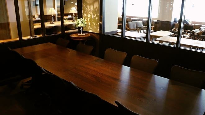 【10名会議室RoomB】新橋駅徒歩1分!/モニター/Wi-Fi/充電器/テレワークやWeb会議に最適の写真4