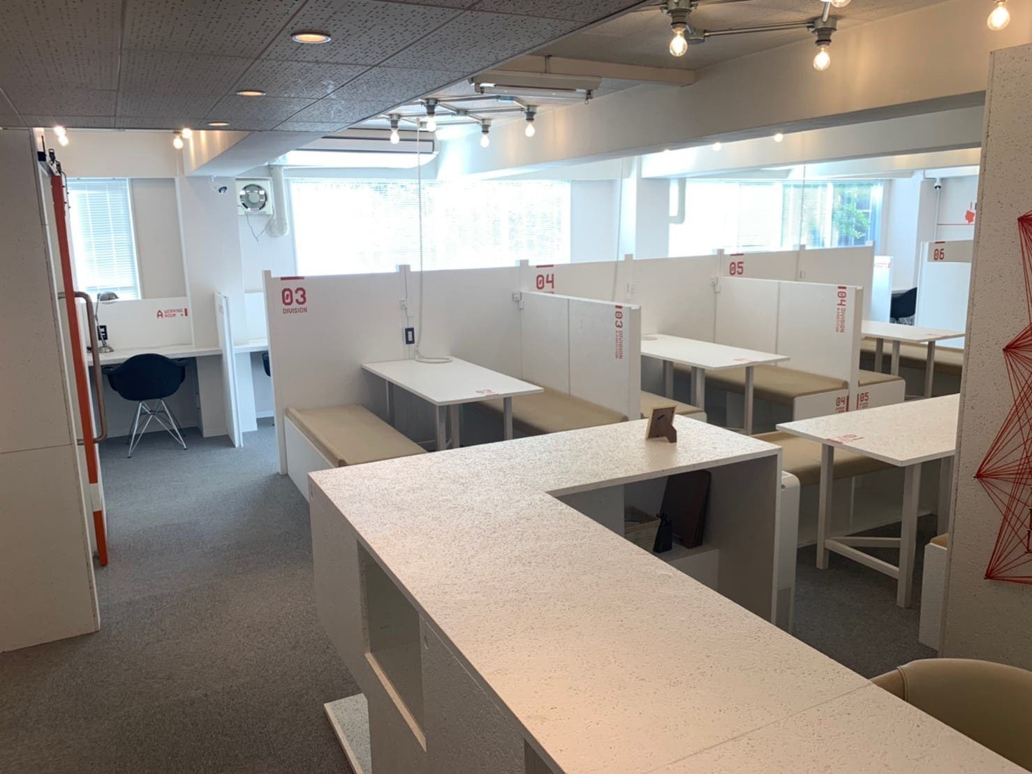 オープンスペース貸切　最大40名まで利用可の写真2