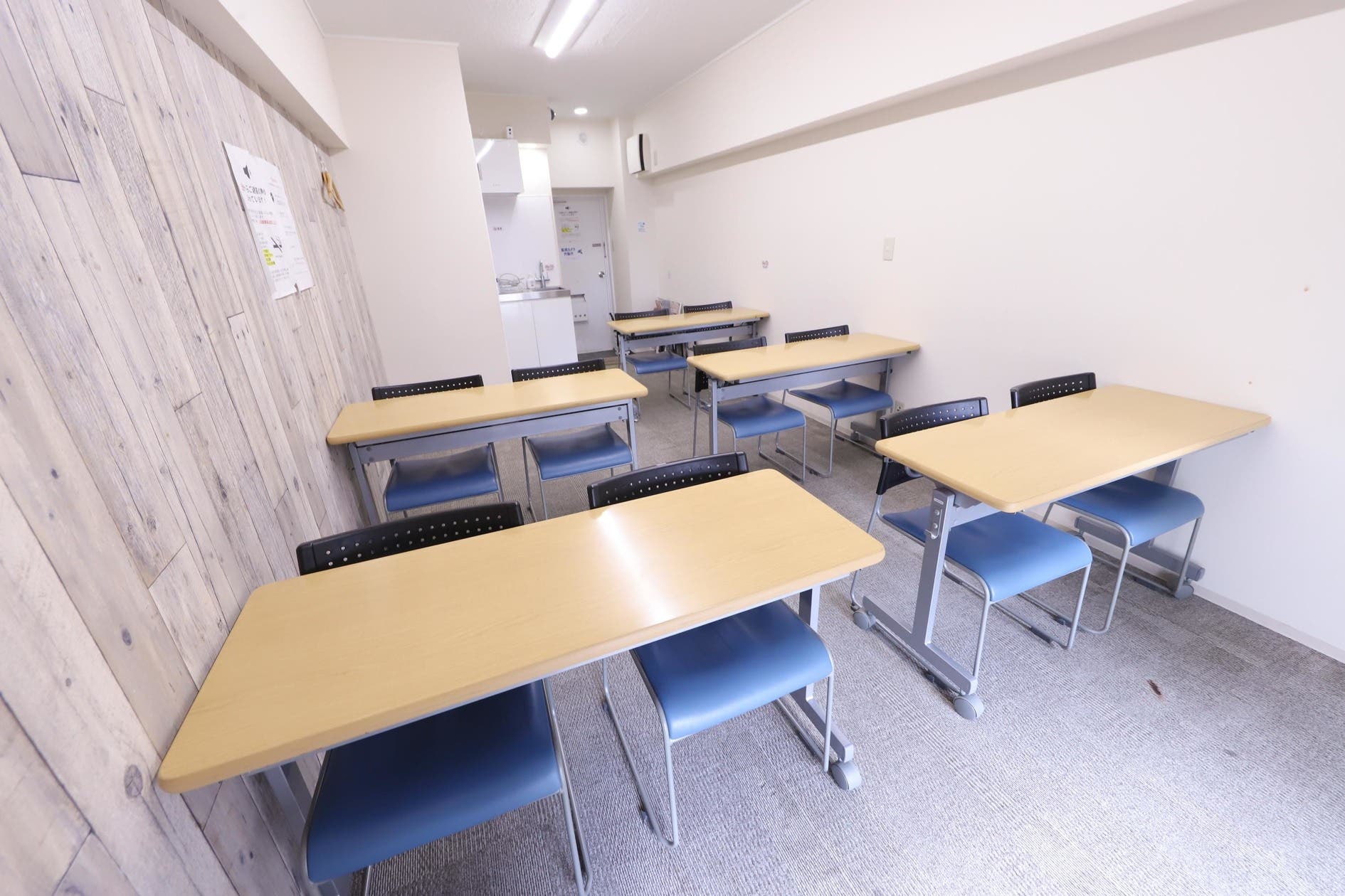 【池袋駅39番出口3分！13名利用可！】完全個室！綺麗な室内！ホワイトボード完備！コモンズ会議室 南池袋の写真17