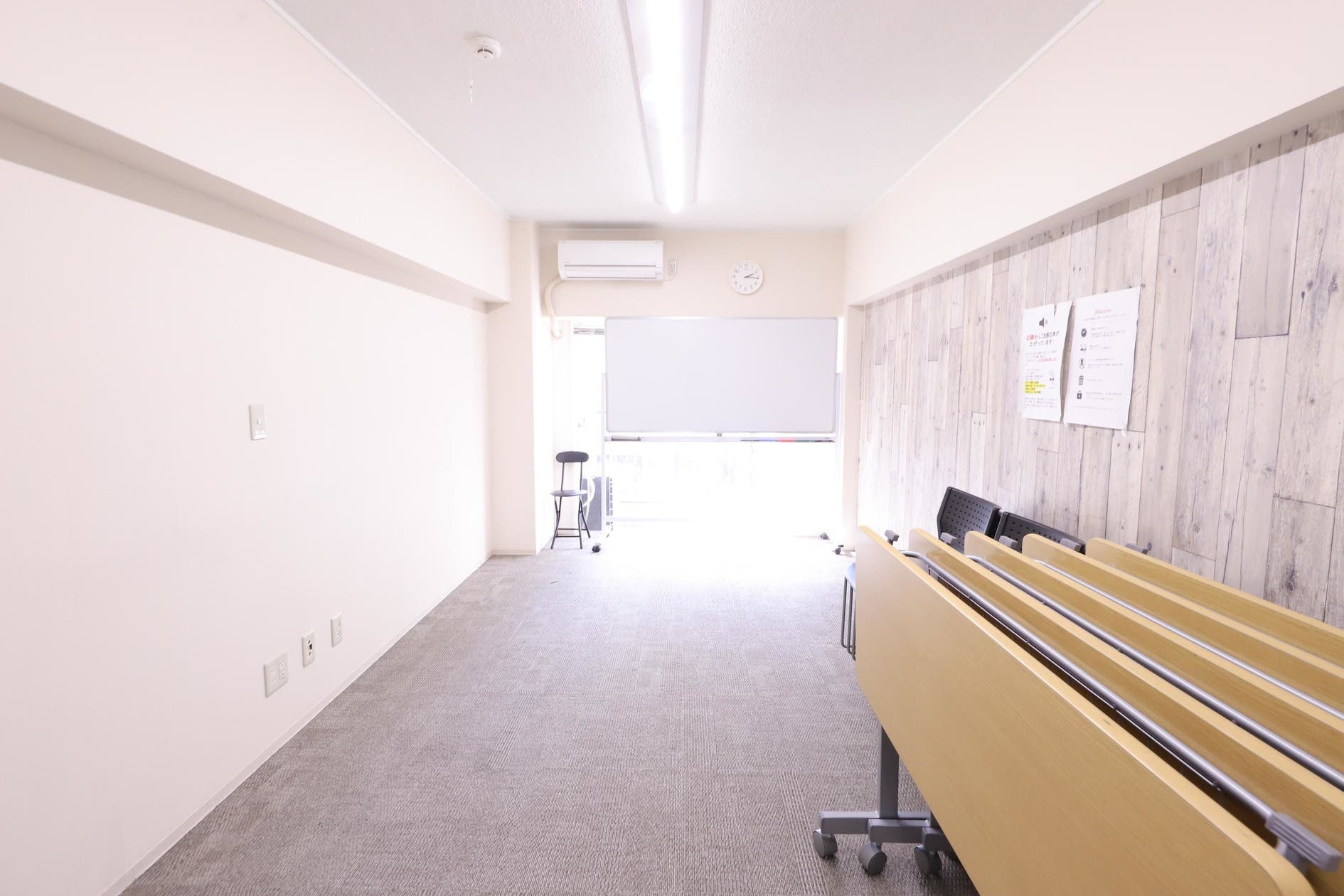 【池袋駅39番出口3分！13名利用可！】完全個室！綺麗な室内！ホワイトボード完備！コモンズ会議室 南池袋の写真20