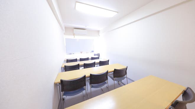 【新宿駅D5出口30秒!13名利用可!】完全個室!綺麗な室内!ホワイトボード完備!コモンズ会議室 新宿西口の写真9
