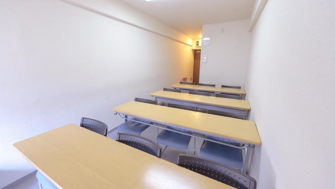 【新宿駅D5出口30秒!13名利用可!】完全個室!綺麗な室内!ホワイトボード完備!コモンズ会議室 新宿西口の写真11