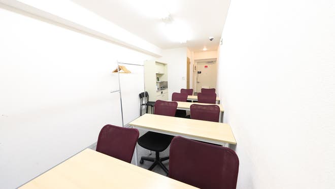 【新宿駅新南口1分!新宿三丁目駅E6出口30秒!10名利用可!】WiFi・ホワイトボード全て無料!コモンズ会議室 新宿高島屋前の写真8