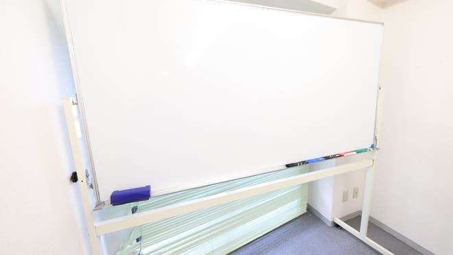 【新宿駅新南口1分!新宿三丁目駅E6出口30秒!10名利用可!】WiFi・ホワイトボード全て無料!コモンズ会議室 新宿高島屋前の写真13