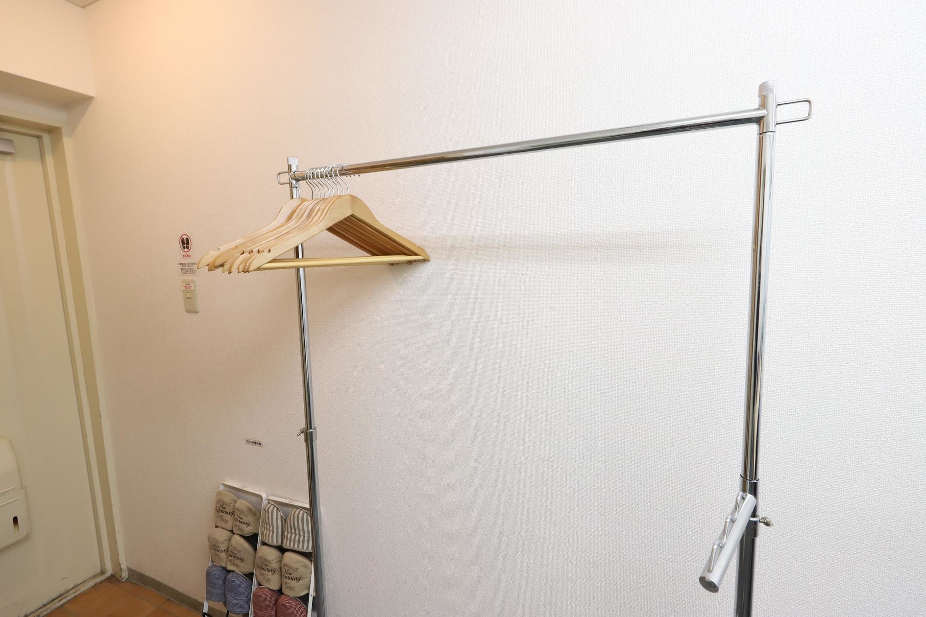 【新宿駅新南口1分！新宿三丁目駅E6出口30秒！10名利用可！】WiFi・ホワイトボード全て無料！コモンズ会議室 新宿高島屋前の写真14