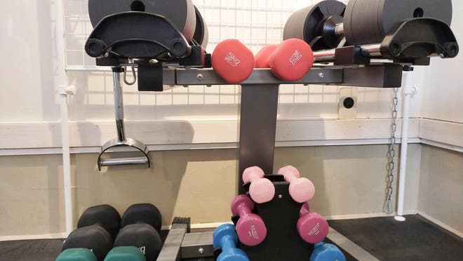 本格マシン導入 トレーニングジム お一人様・友人・ご夫婦などの写真2